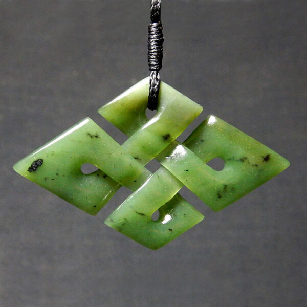 Wayne Costar Jade Carver | New Zealand Jade and Greenstone carvings.